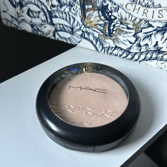 MAC Cosmetics | Makeup | Mac Cosmetics Extra Dimensions Skin Finish ...
